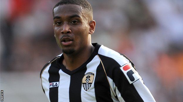 Nuneaton Town: Waite, Cranston and Geohaghon all sign - BBC Sport