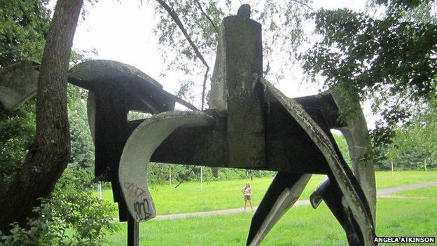 England's hidden sculptures and where to find them - BBC News