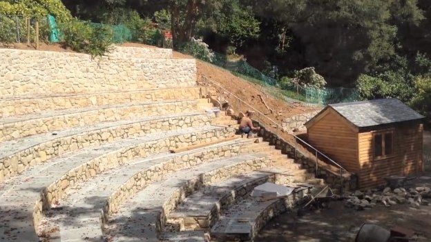 Harehope quarry becomes theatre for Shakespeare's Tempest - BBC News