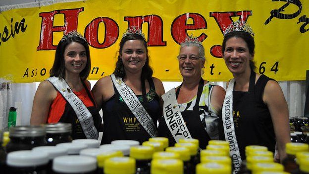 Saving America’s honeybees - BBC News