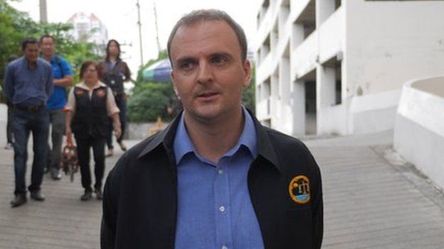 Andy Hall, British labour rights activist, flees Thailand - BBC News