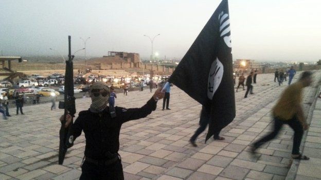 Us Attacks Iran Backed Militia Bases In Iraq And Syria Bbc News