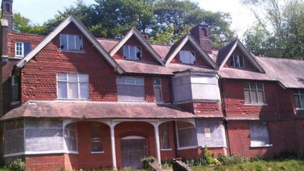 School plan go ahead for Sir Arthur Conan Doyle house - BBC News