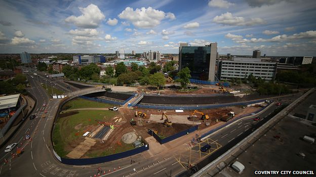 Coventry ring road: Freemans Way footbridge demolished - BBC News