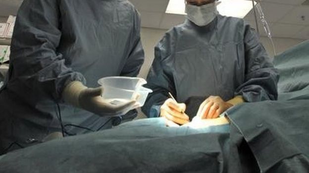 Yeovil Hospital agrees patient not properly anaesthetised - BBC News