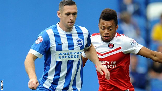 Andrew Crofts: Brighton midfielder extends contract until 2016 - BBC Sport