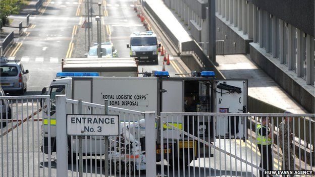 Controlled explosion at government offices in Cardiff - BBC News