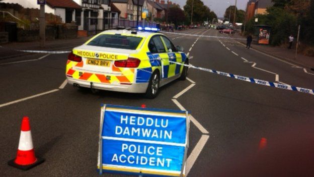 Two children seriously hurt in van collision in Cardiff - BBC News