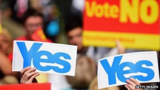 Scotland referendum: Up to 400 at Cardiff Yes rally - BBC News