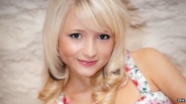 Hannah Witheridge's family 'broken' by murder in Thailand - BBC News