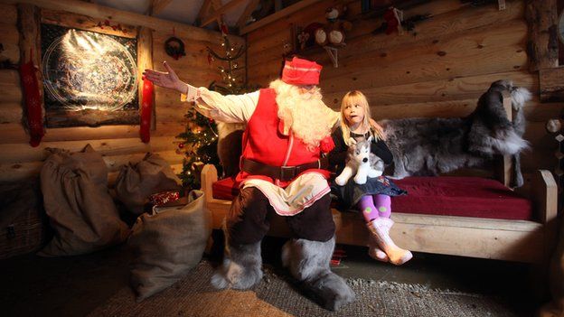 The X-mas factor: What makes a good Santa Claus? - BBC News