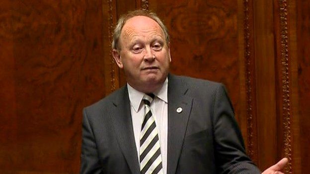 Jim Allister questions Invest NI Saudi office - BBC News