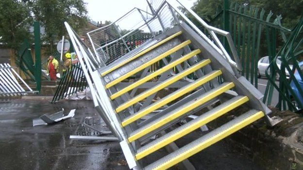 Man jailed for digger rampage at West Yorkshire tip - BBC News