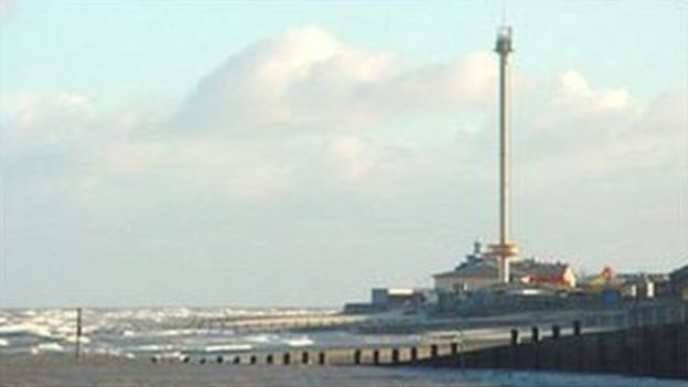 Rhyl Skytower could reopen in resort revamp - BBC News