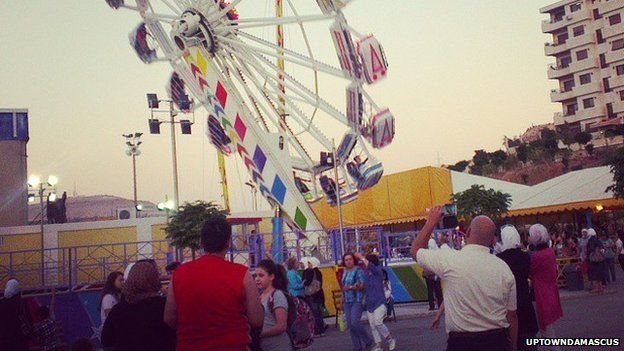 Syria: Assad loyalists concerned by rise of paramilitaries - BBC News