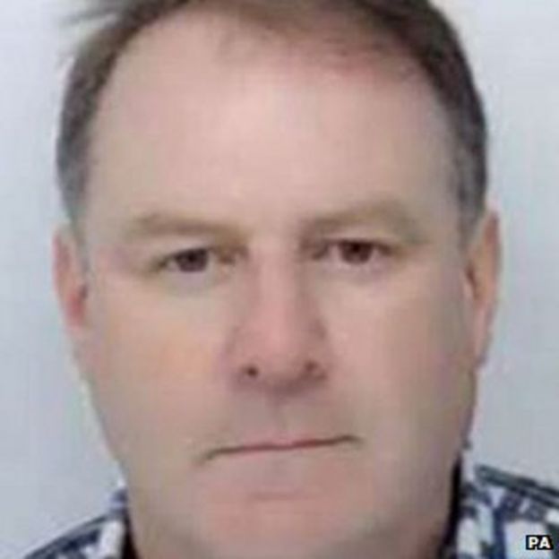 Man who smuggled £5m of cocaine in fruit consignments jailed - BBC News
