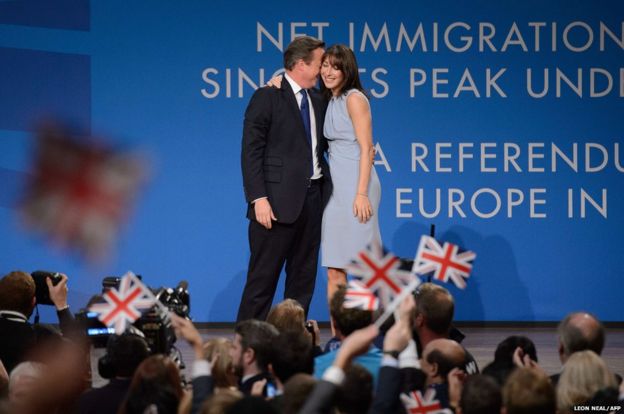 Week in pictures: 27 September - 3 October 2014 - BBC News