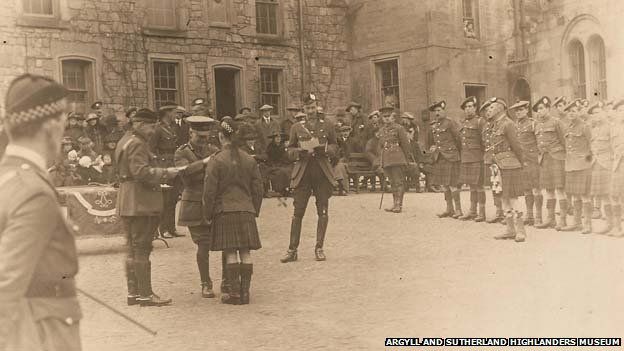 Stirling Castle's WW1 role remembered - BBC News
