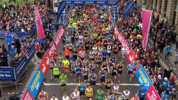 Thousands join Great Scottish Run in Glasgow - BBC News