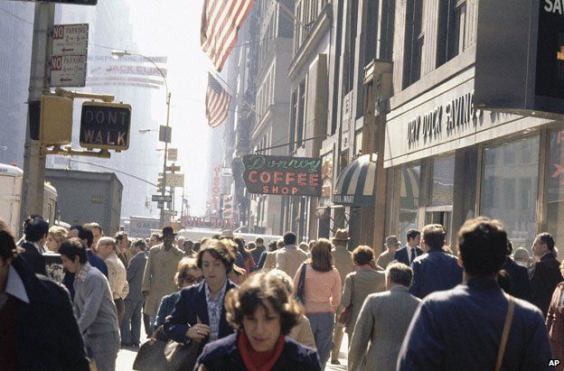 New York 1976: Cab-driving in the artistic heart of the universe - BBC News