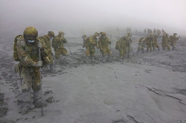 Day in pictures: 7 October - BBC News