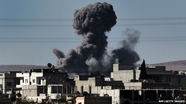 What is life like in Kobane, as Islamic State advance? - BBC News