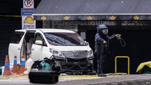 Kuala Lumpur 'grenade' blast kills one - BBC News