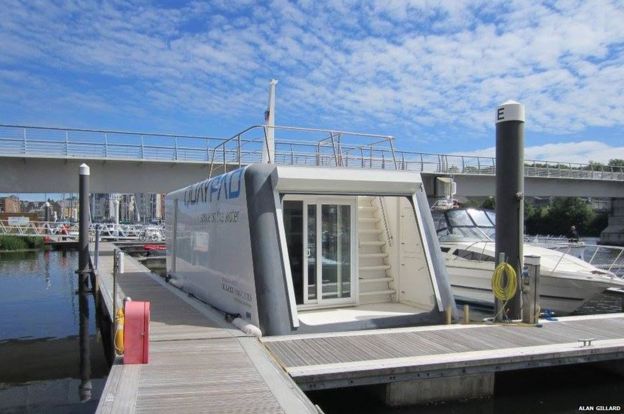 Trendy offices: Your workplaces, your pictures - BBC News