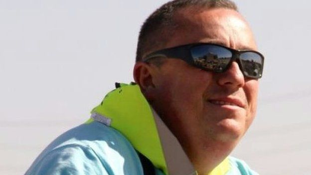 Alan Henning balloon release tribute and football match played - BBC News