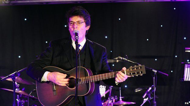 UKIP Calypso song: Did Mike Read get his facts right? - BBC News