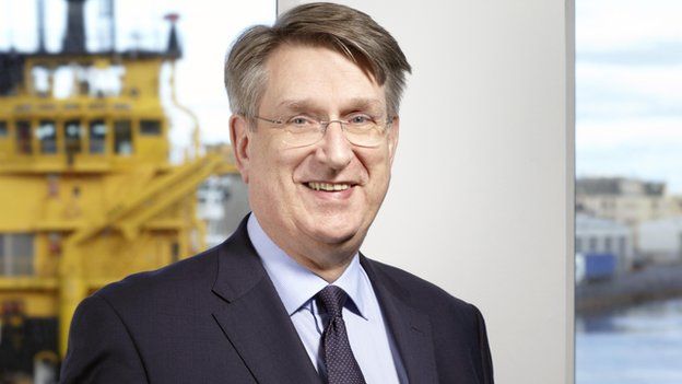 Oil and Gas UK chief executive Malcolm Webb to retire - BBC News