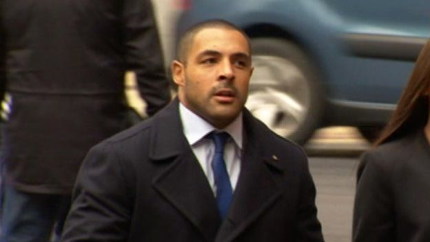Ex-rugby league star Gareth Raynor found not guilty of rape - BBC News