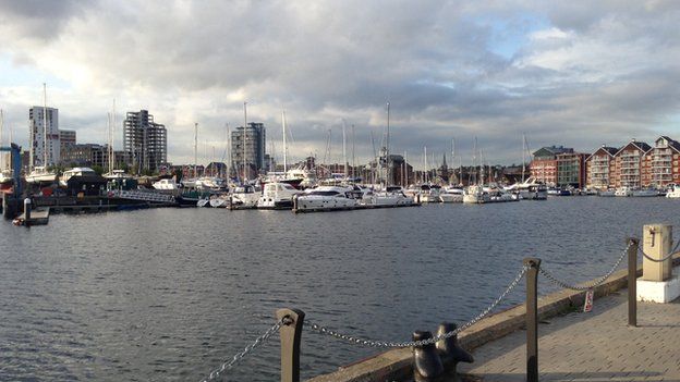 Ipswich Waterfront plan 'critical to town's future' - BBC News