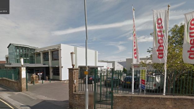 Investigation into Trowbridge Apetito food factory fire - BBC News