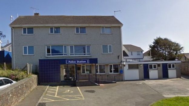 Plans to reopen more Devon and Cornwall police station front desks ...