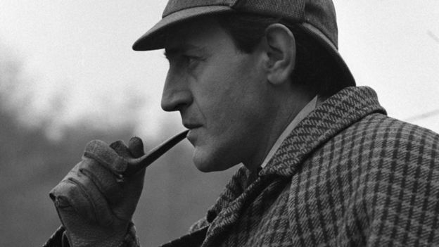 The world-wide fascination in Sherlock Holmes' tweed cape - BBC News