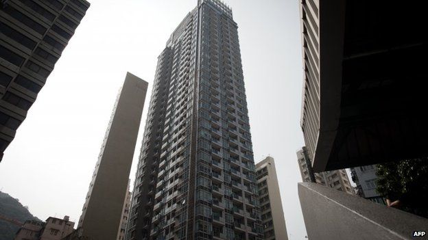 British man held over Hong Kong murders - BBC News