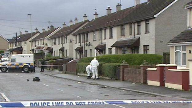 Creggan Heights: Police attacked during security operation in ...