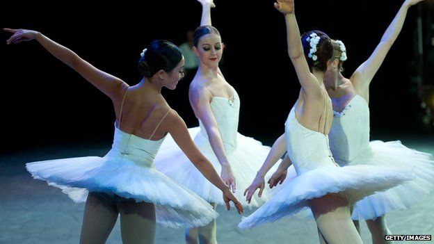 Arts Council boss makes funding plea - BBC News