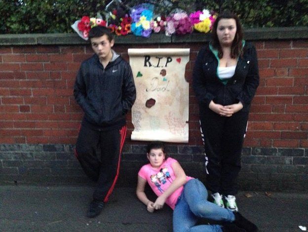 Children's tributes to 'hero' dad Kevin O'Connell - BBC News