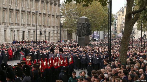 Remembrance Sunday in pictures - BBC News