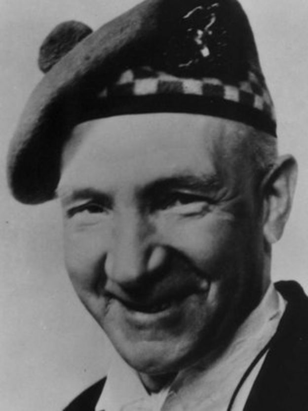 World War One at Home: How Harry Lauder's war tragedy spurred him on ...