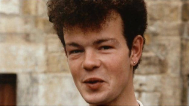 James Elam inquest: Open verdict over 1994 Avon death - BBC News