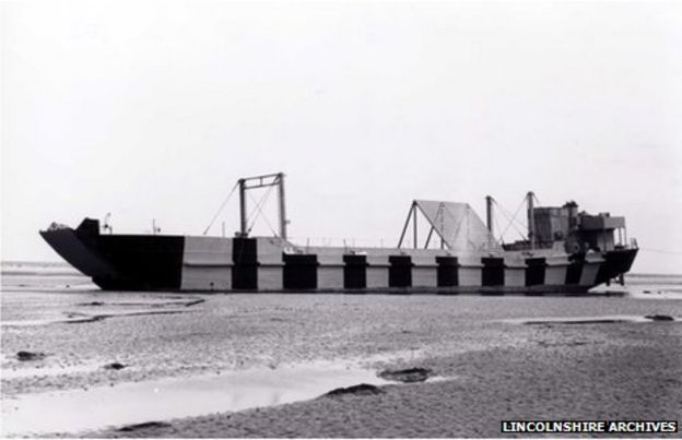 RAF Wainfleet control tower for sale - BBC News