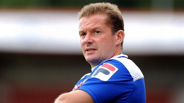 Graham Westley: Stevenage manager 'victimised' by official - BBC Sport