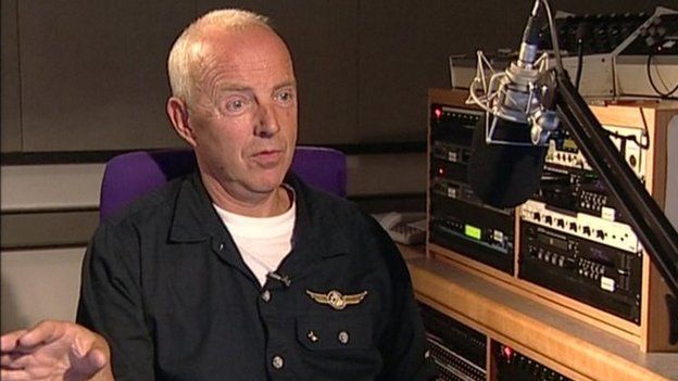 Ray Teret: Rapist followed Jimmy Savile 'like a shadow' - BBC News