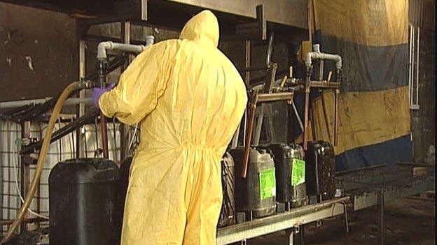 Illegal fuel station dismantled in Sunderland - BBC News