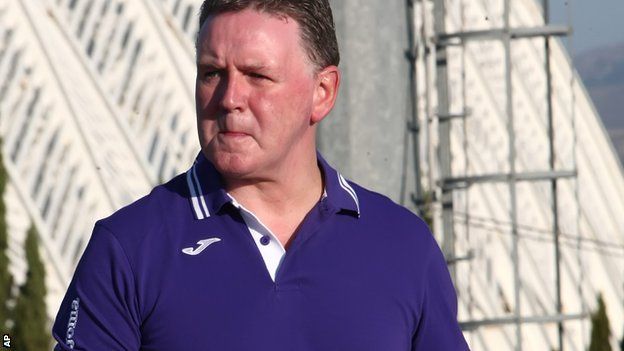 Hugh Dallas steps down as Greek refs boss after attack on official ...