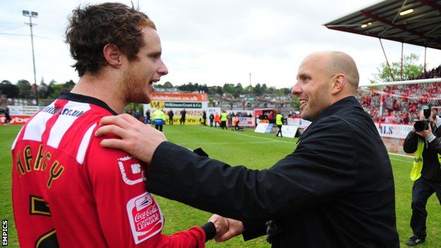 Ryan Harley: Exeter City sign Swindon Town midfielder - BBC Sport