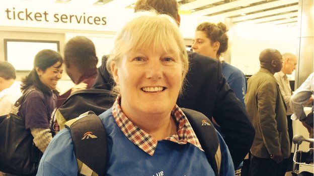 NHS Ebola volunteers will miss 'human touch' - BBC News